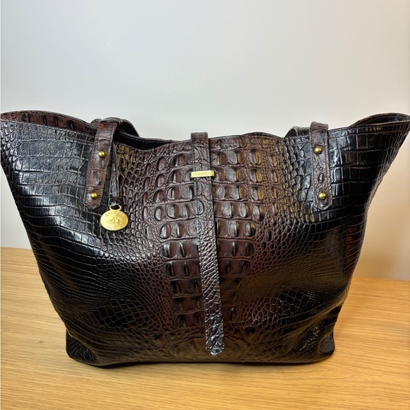Brahmin | Bags | Brahmin Elegant Brown Large Leather Crocodileembossed ...